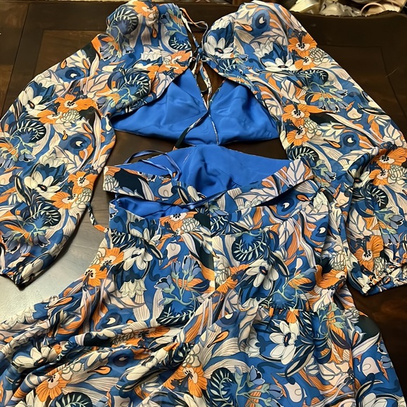 Gianni Bini | Dresses | Gianni Bini Lillian Floral Print Long Sleeve ...